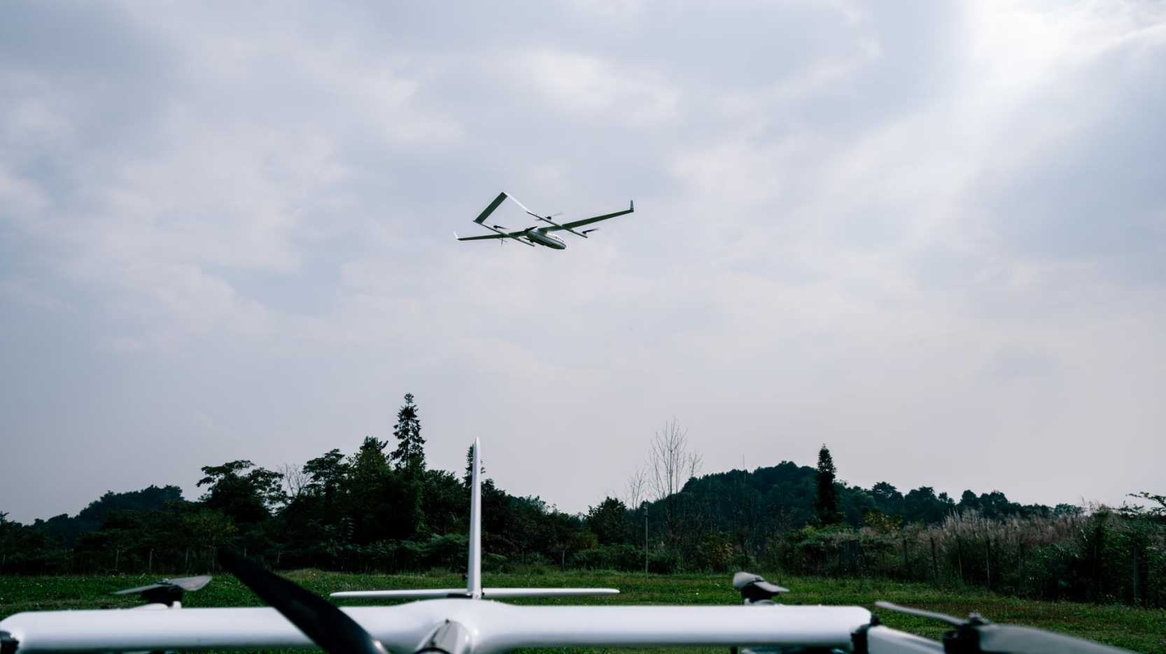 揭秘丨纵横大鹏CW系列无人机尾翼设计 - 纵横股份